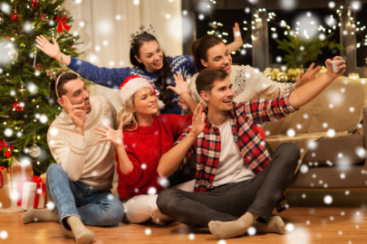 5 Festive Christmas Party Games for Small Groups - Good Cheer | Elfster ...